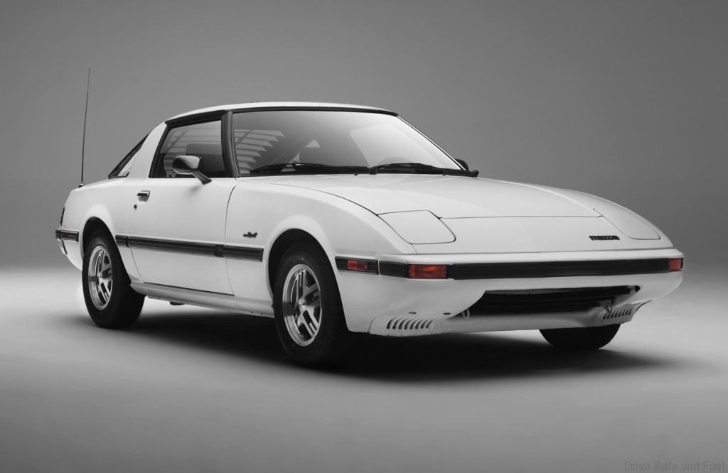 Gambar Hari Ini – Mazda RX-7 1978 – Kereta Sport Klasik | Gohed Gostan