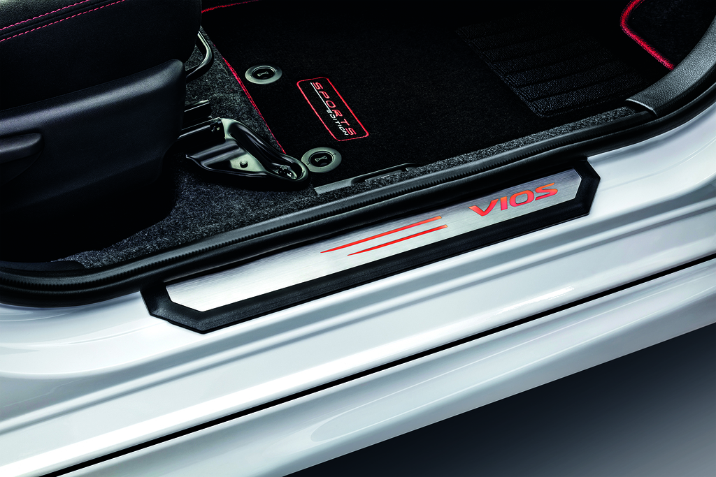 rsz_tyt_vios_se_scuff_plates | Gohed Gostan