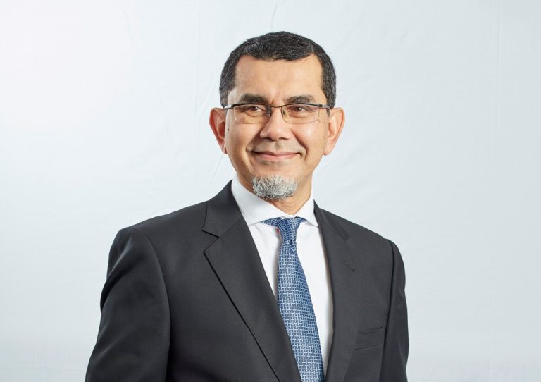 Azrul Osman Rani Dilantik Sebagai CEO Petronas Dagangan Berhad | Gohed ...